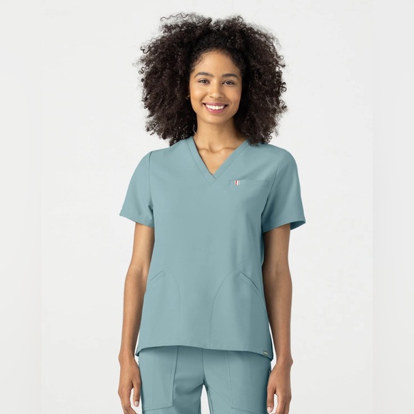 Mediclo | Tops | Mediclo Womens Kauai Scrub Top | Poshmark